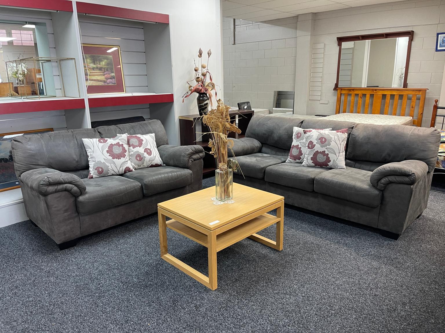 3 + 2 Seater Lounge Suite - Shop Zone